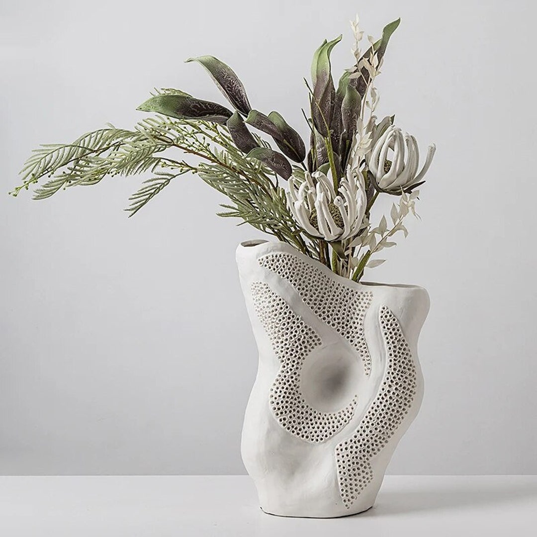 Luxury Vase Elegant Flower Vase Model Room Accessories Home Decoration ...