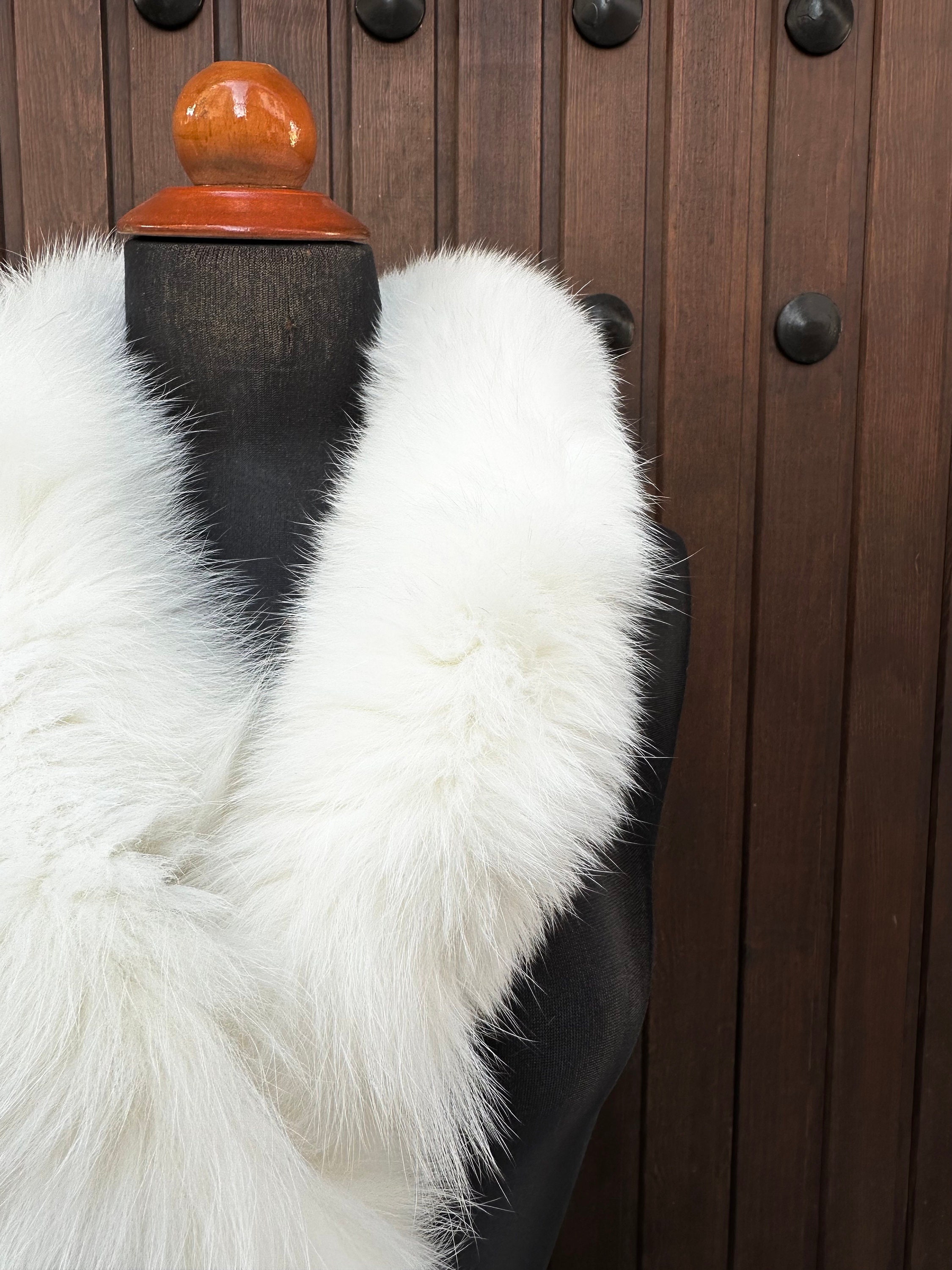 Luxury White Fur Scarf: Genuine Fur Fox Fluffy Neck Wrap - Etsy