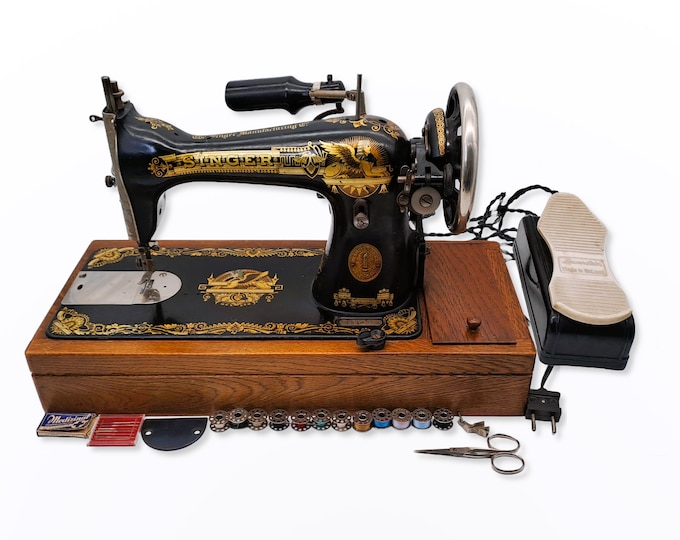Singer Motorized Sewing Machine Year 1922 With Accessories, Speed ...