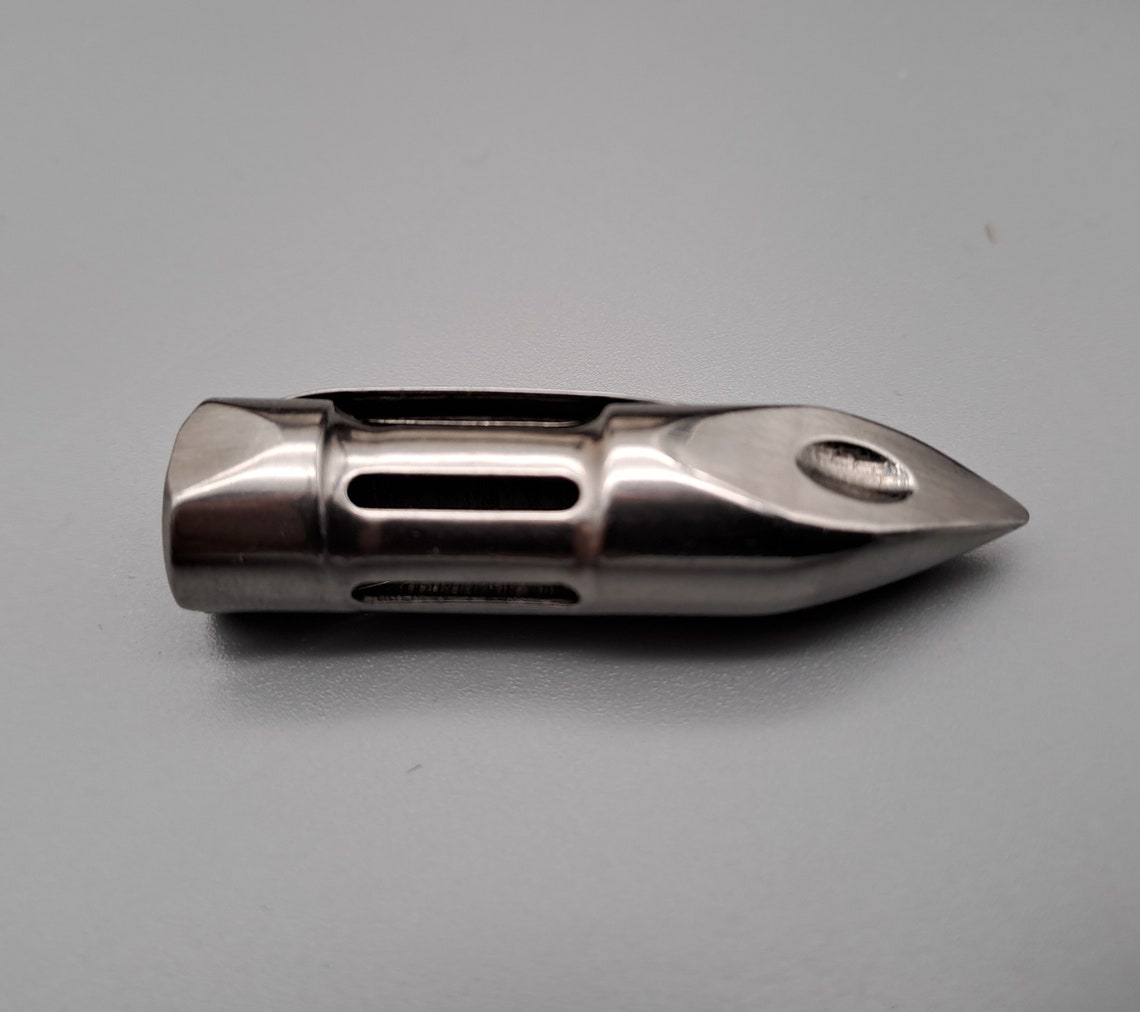 Singer Bullet Shuttle for Sewing Machine Models VS1, VS2, VS3, 27, 27K ...