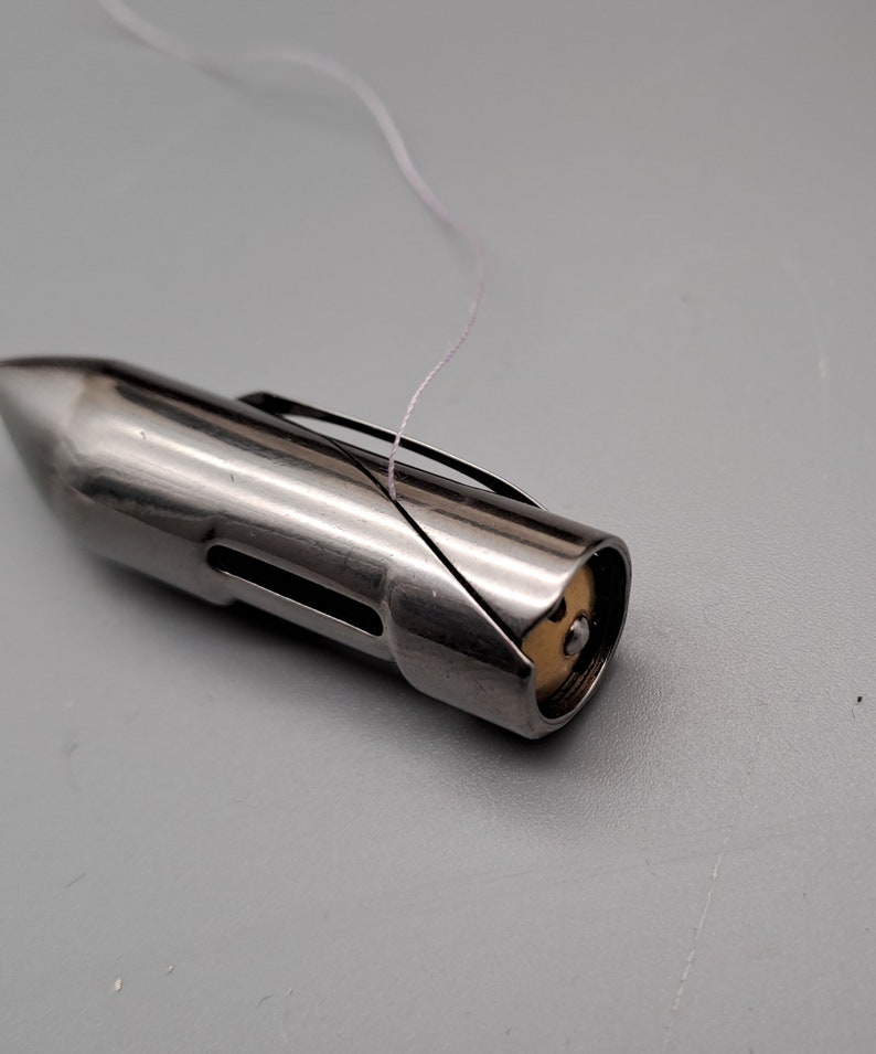 Singer Bullet Shuttle for Sewing Machine Models VS1, VS2, VS3, 27, 27K ...