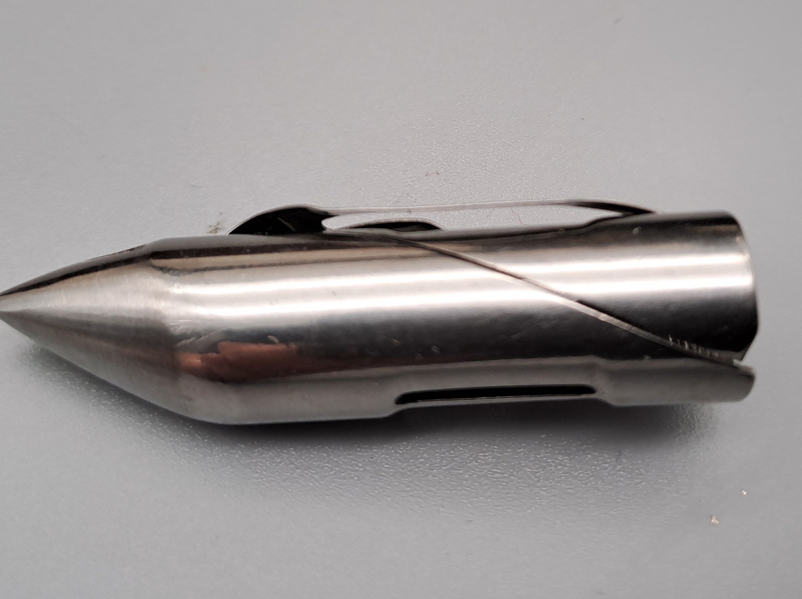 Singer Bullet Shuttle for Sewing Machine Models VS1, VS2, VS3, 27, 27K ...