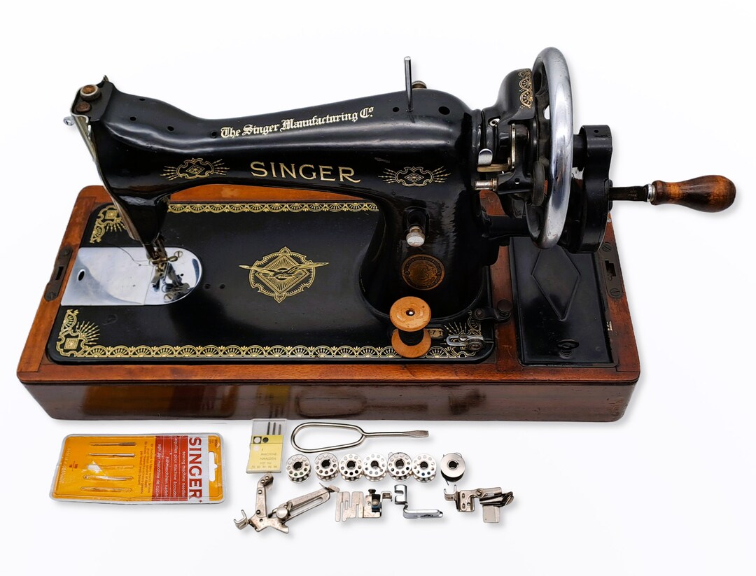 Singer Hand Crank Sewing Machine Model 15K Year 1952 With Raf Style ...