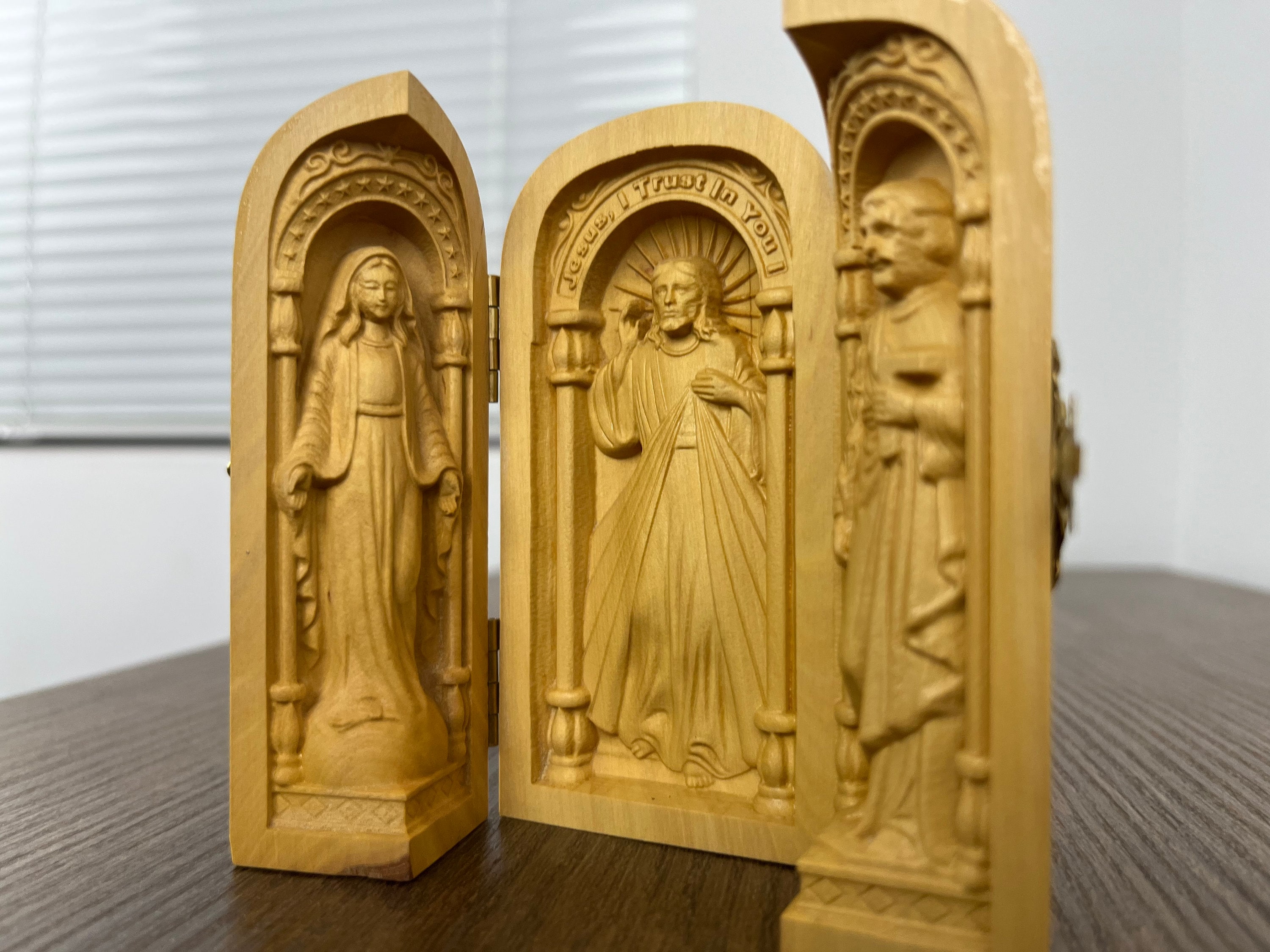 Holy Family Wood Carving Family Altar Catholic Virgin Mary Jesus Joseph ...