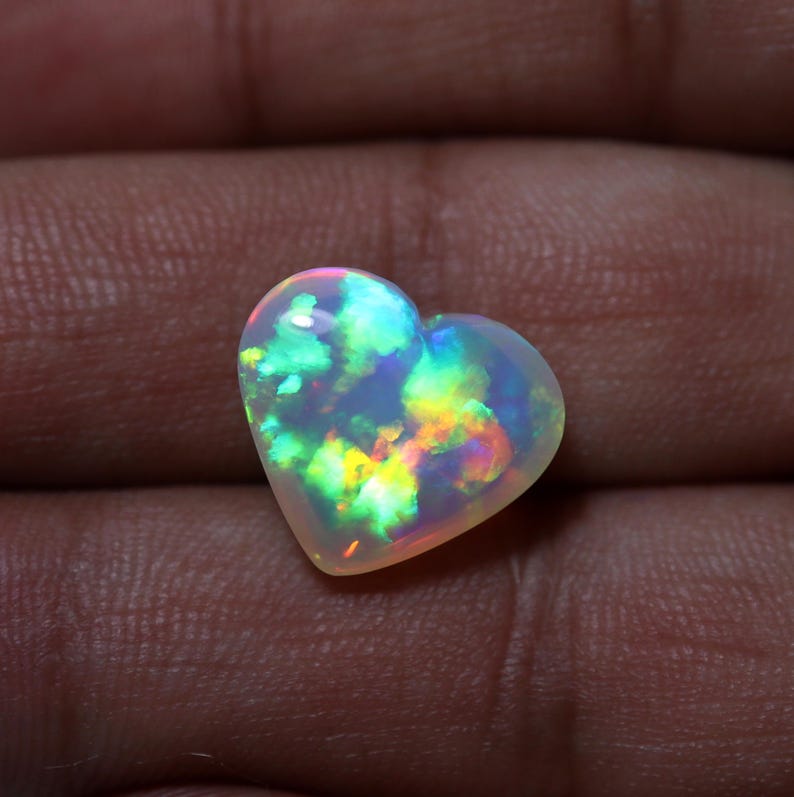 6.7ct Heart Shape Natural Ethiopian Opal Cabochon, AAAA Rainbow-fire 13 ...