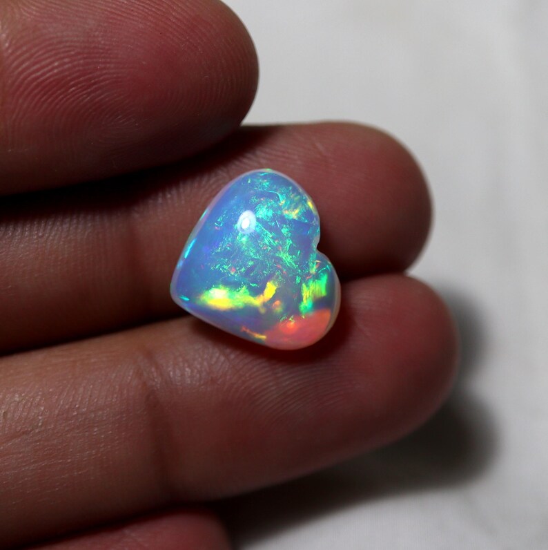 6.7ct Heart Shape Natural Ethiopian Opal Cabochon, AAAA Rainbow-fire 13 ...