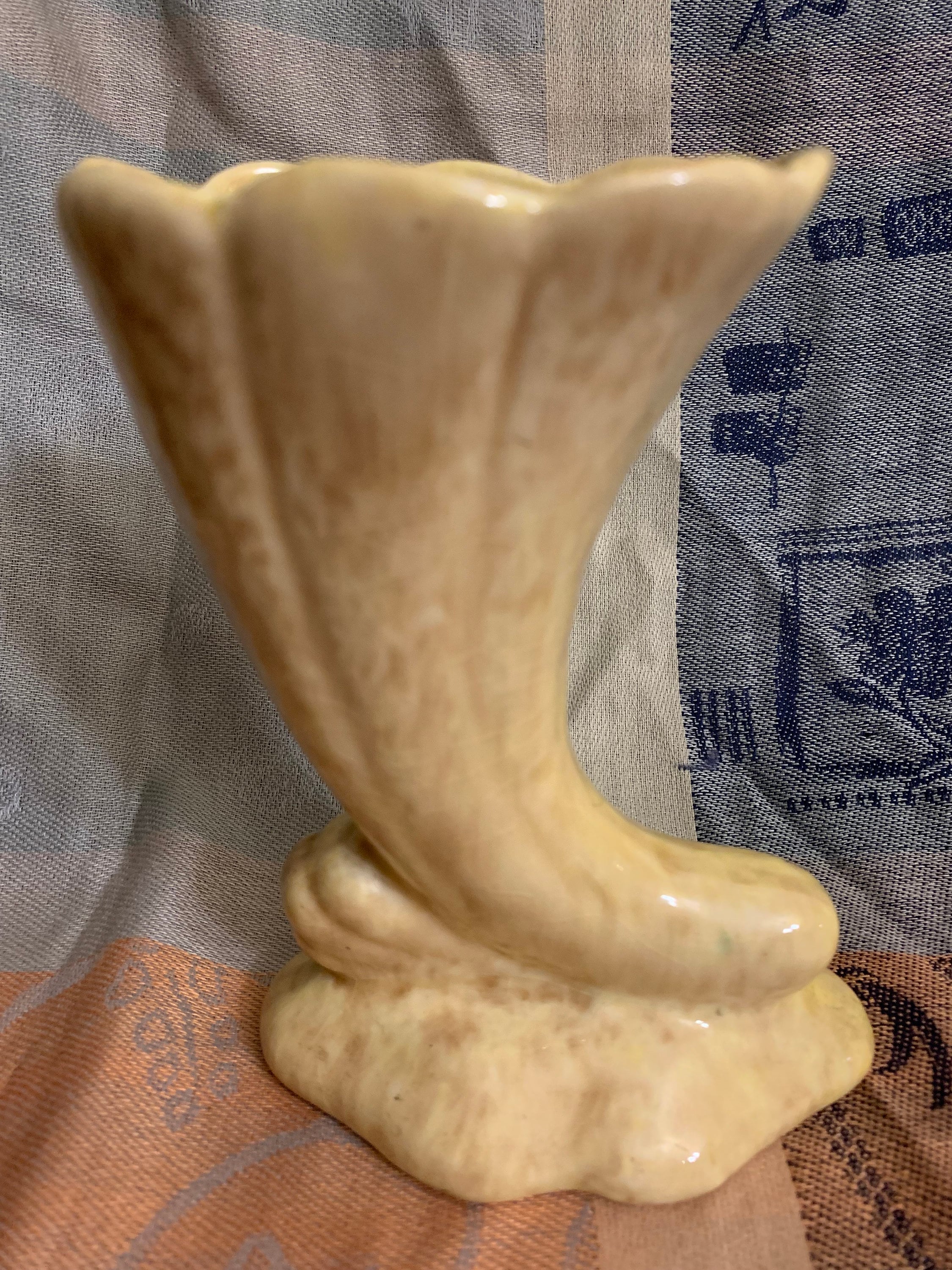 Vintage Australian Pates Pottery Yellow Cornucopia Shell Vase (made in ...