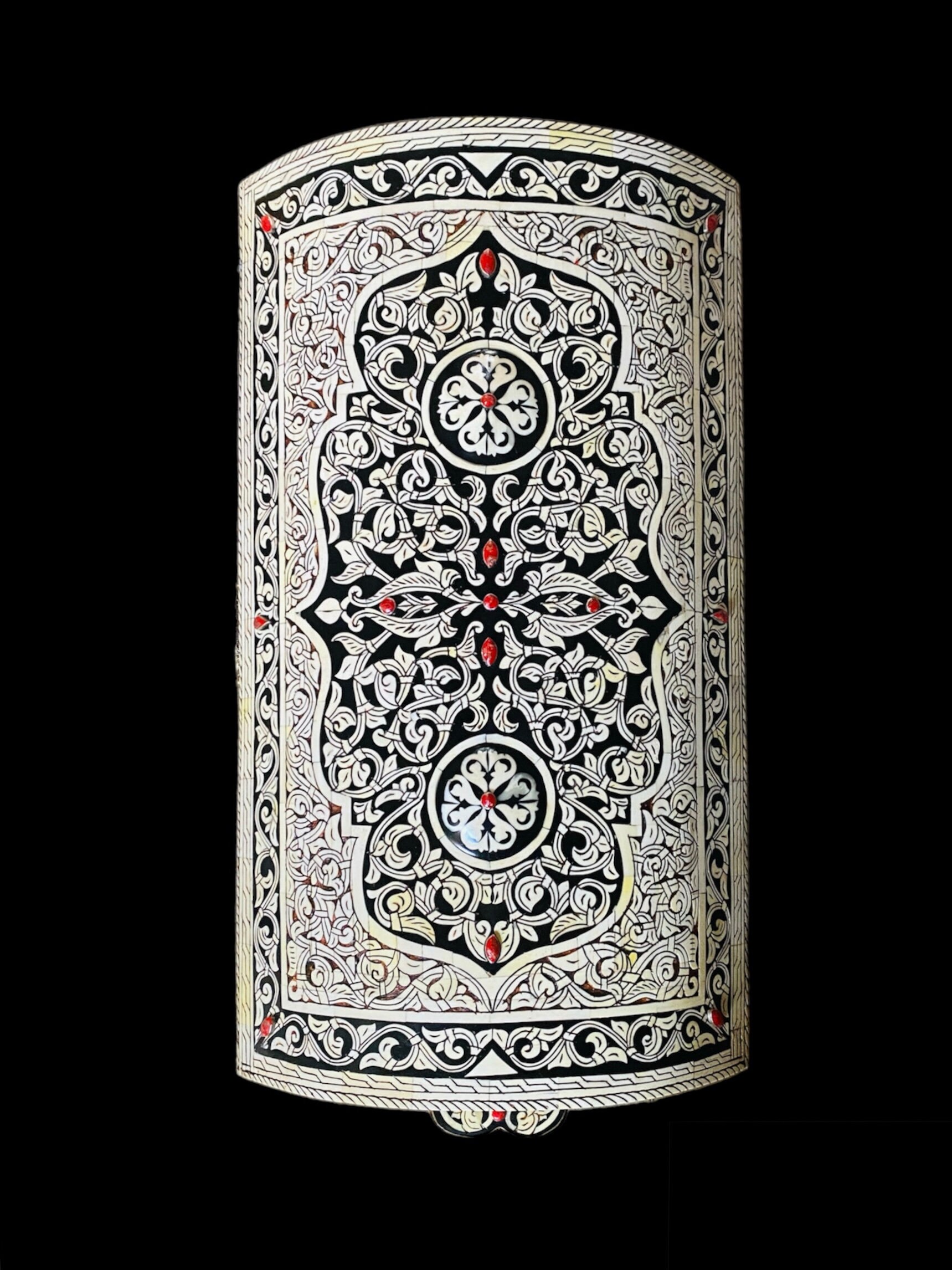 Moroccan Box Gita S 40*25*30 (wxdxh) Solid Wood and Alive Bones Then ...