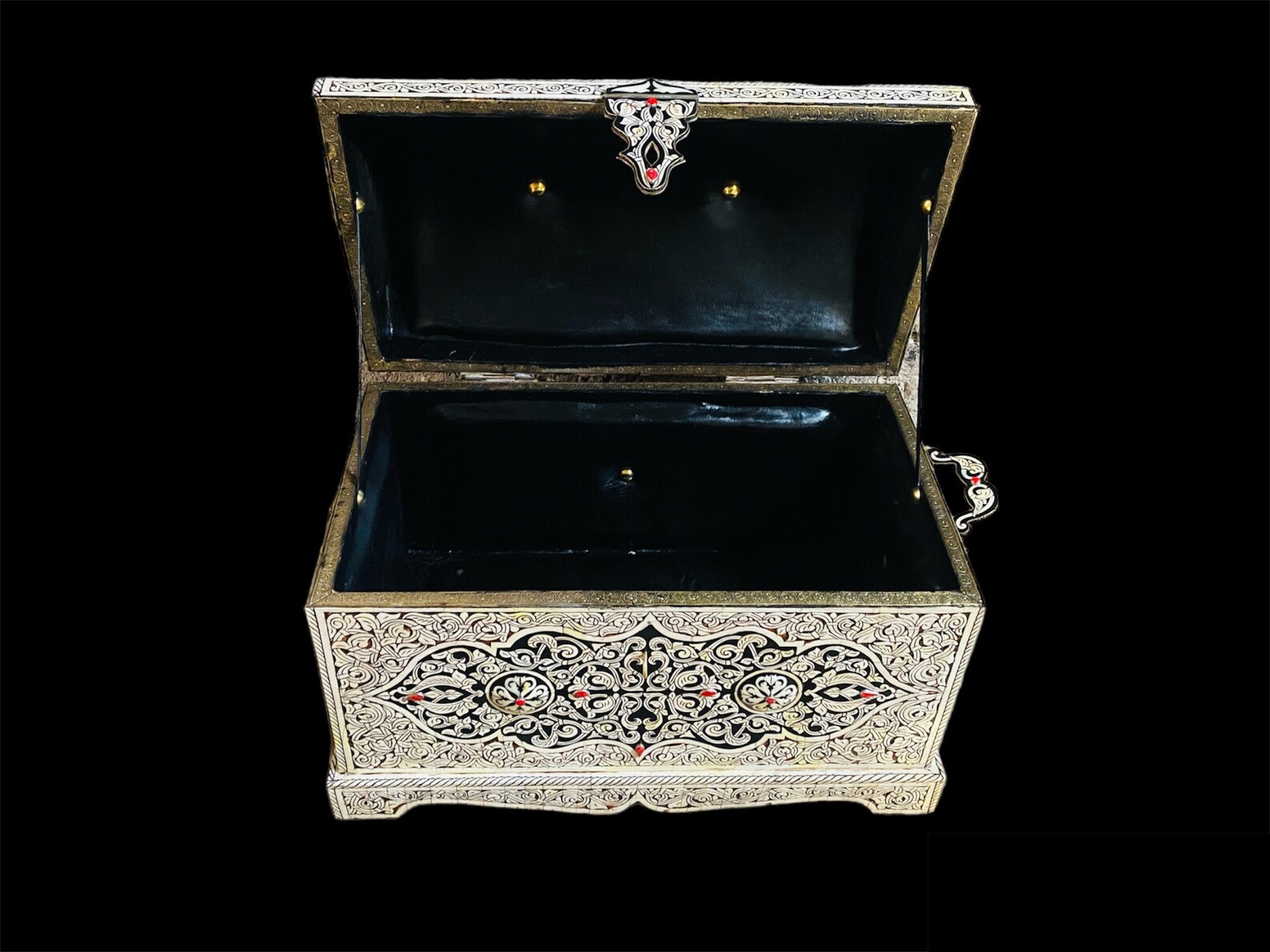 Moroccan Box Gita S 40*25*30 (wxdxh) Solid Wood and Alive Bones Then ...