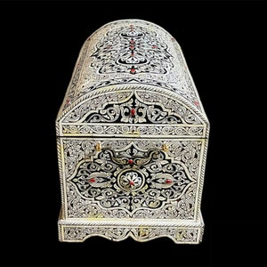 Moroccan Box Gita S 40*25*30 (wxdxh) Solid Wood and Alive Bones Then ...