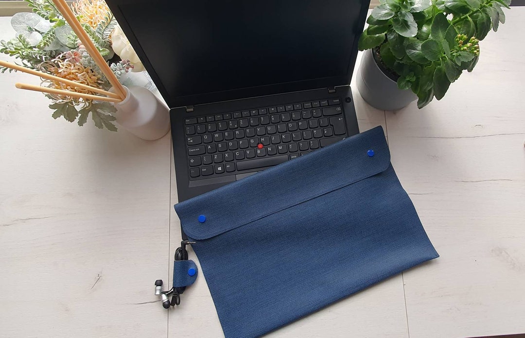 14 Inch Laptop Sleave' Dust Cover, Anti Scratch, Protective Gadget, A4 ...