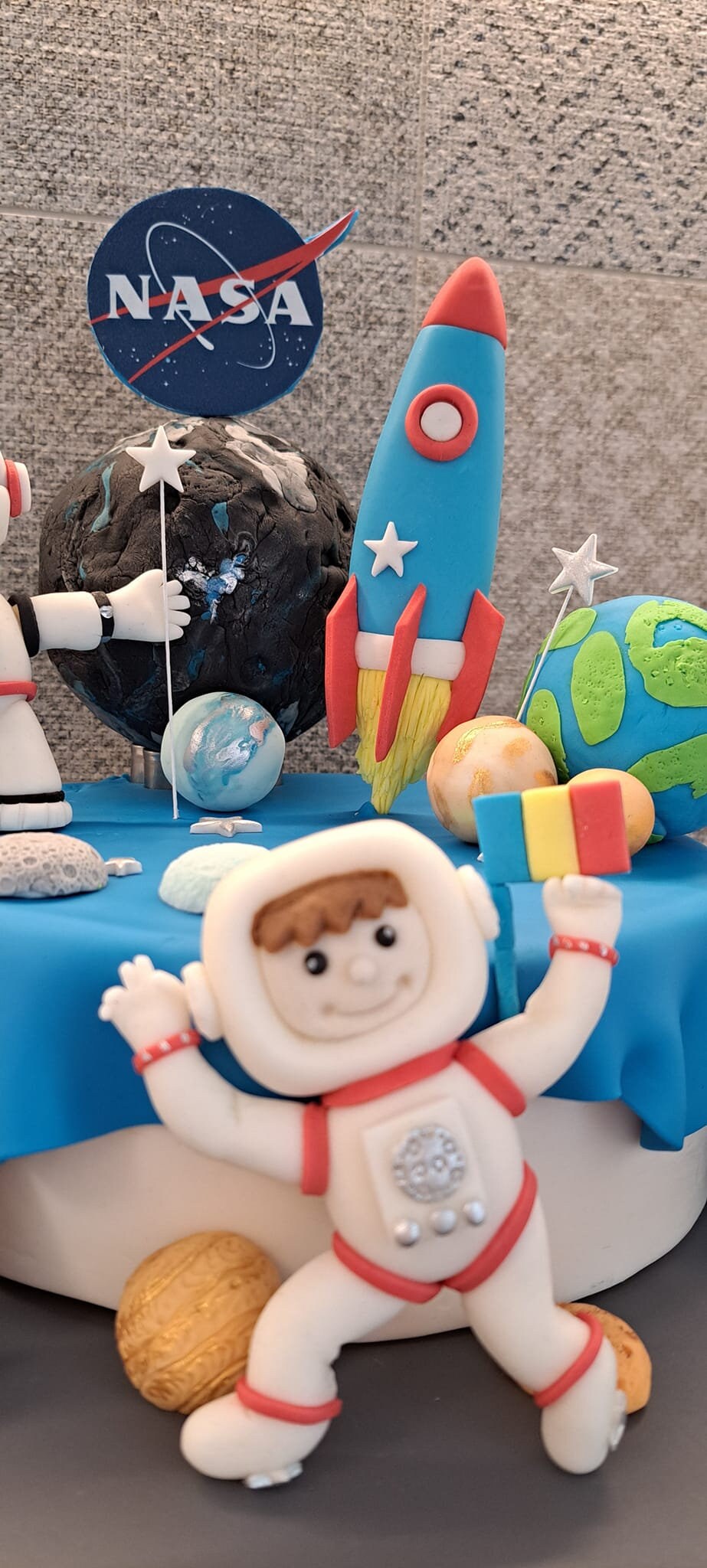 Astronaut Fondant Space Cake Topper Space Theme Cake Topper - Etsy