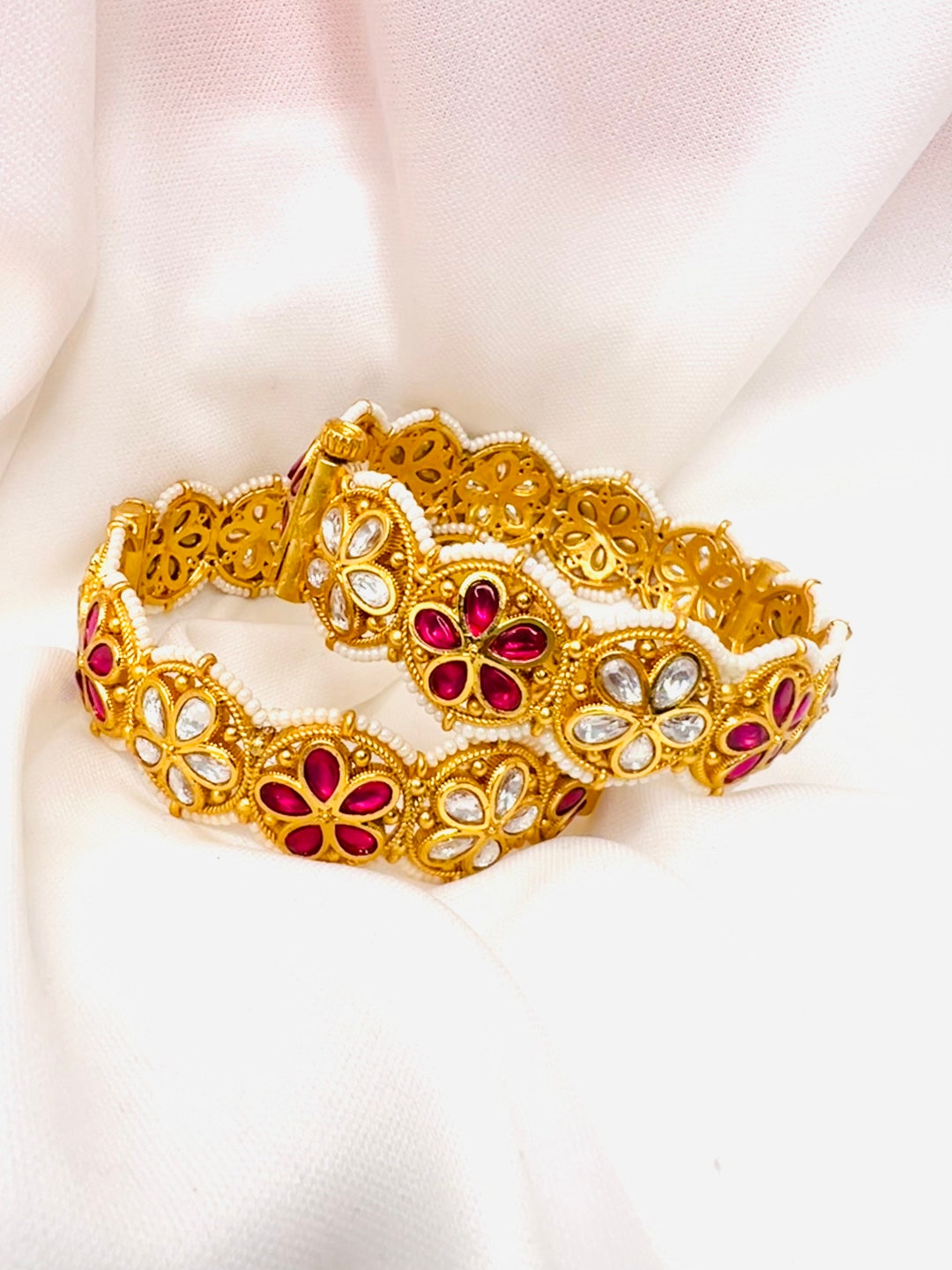 Antique Gold Bangle Indian Pakistani Jewelry High Quality Kada Patla ...