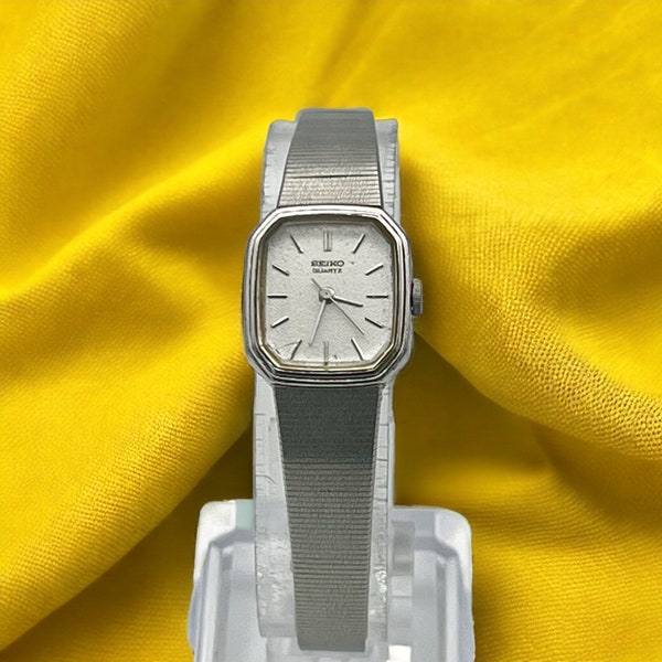 Ladies Seiko Vintage Watch - Etsy