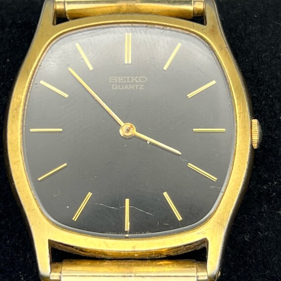 Seiko Vintage Unisex Black and Gold Rectangular Watch… - Gem