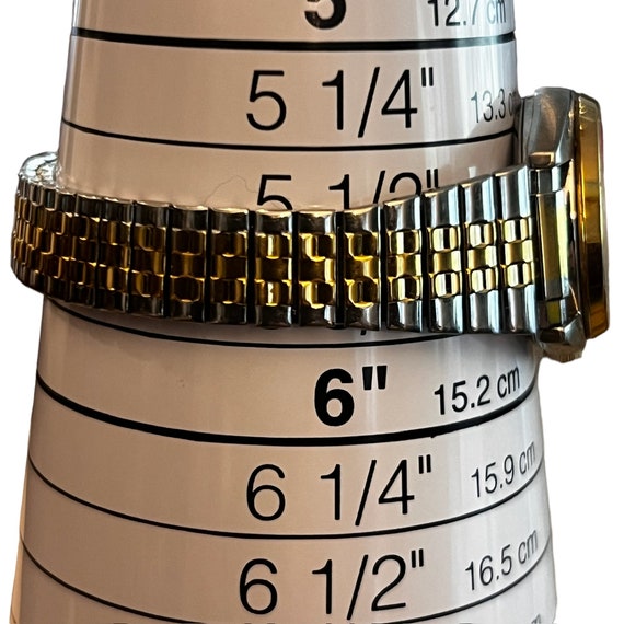 Seiko Vintage Ladies Classic Round Gold Silver tones … - Gem