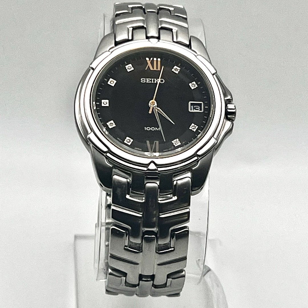 Seiko Round Silver Black Crystal Sports 1OOM Diamonds Men Watch Working ...