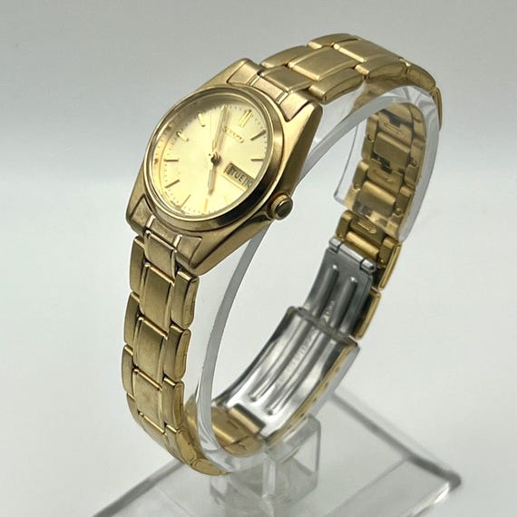 Seiko Vintage Ladies 90s Classic Round Gold tone Watc… - Gem