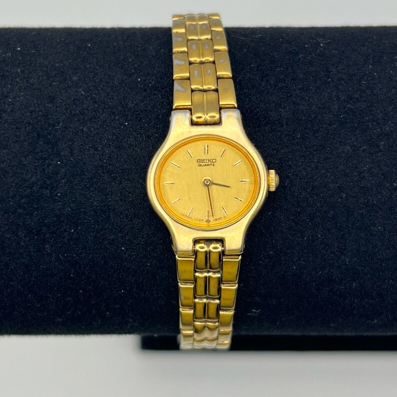 Seiko Vintage Petite Oval Gold Watch Working - Etsy