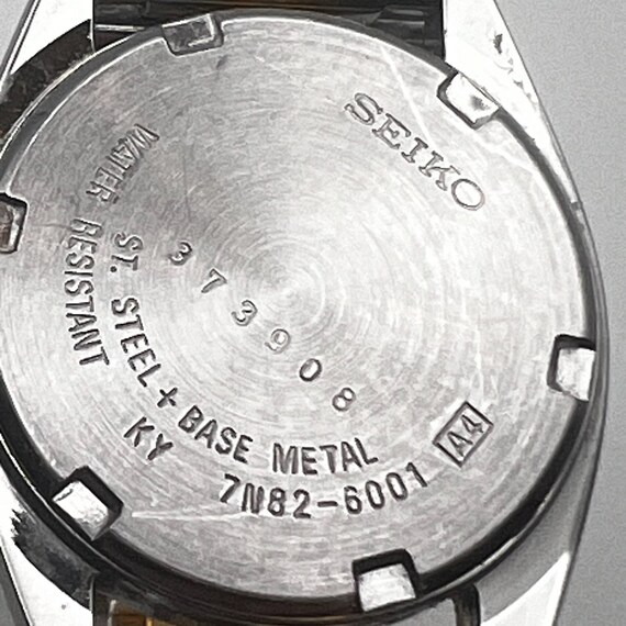 Seiko Vintage Ladies Classic Round Gold Silver tones … - Gem