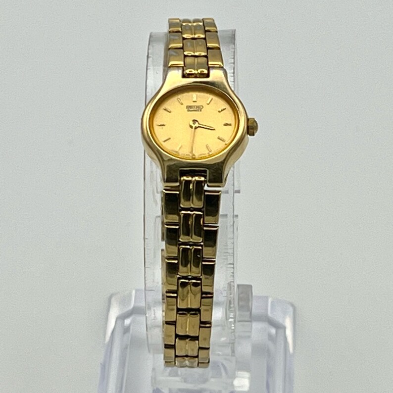 Seiko Vintage Petite Oval Gold Watch Working - Etsy
