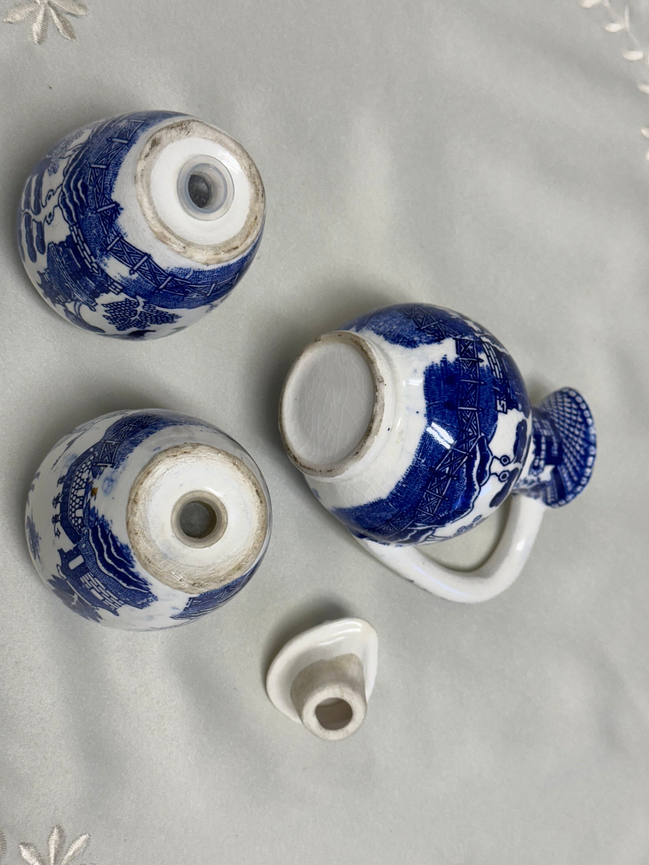 Antique, Vintage Chinese Blue Willow Set of an Oil Cruet and Salt and ...