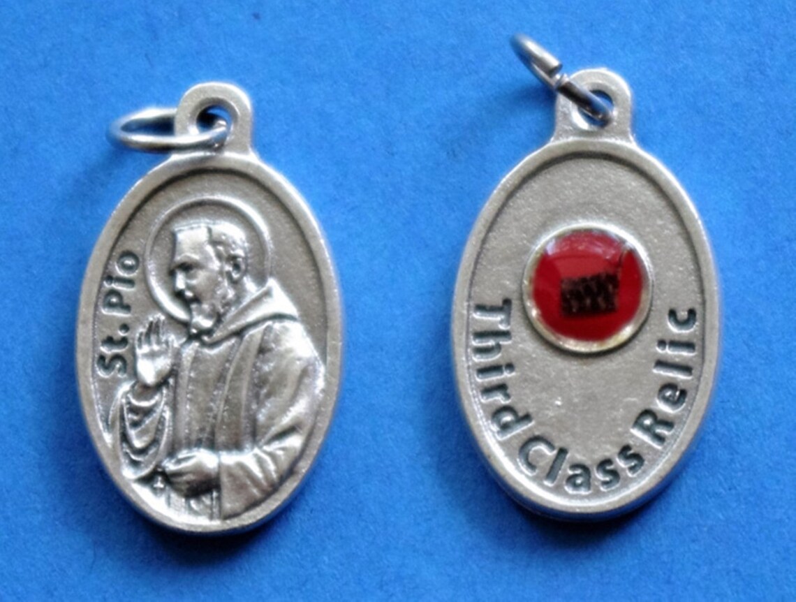 St Pio Relic Medal Charm 3rd Class Relic Patron Saint of Healing Padre ...