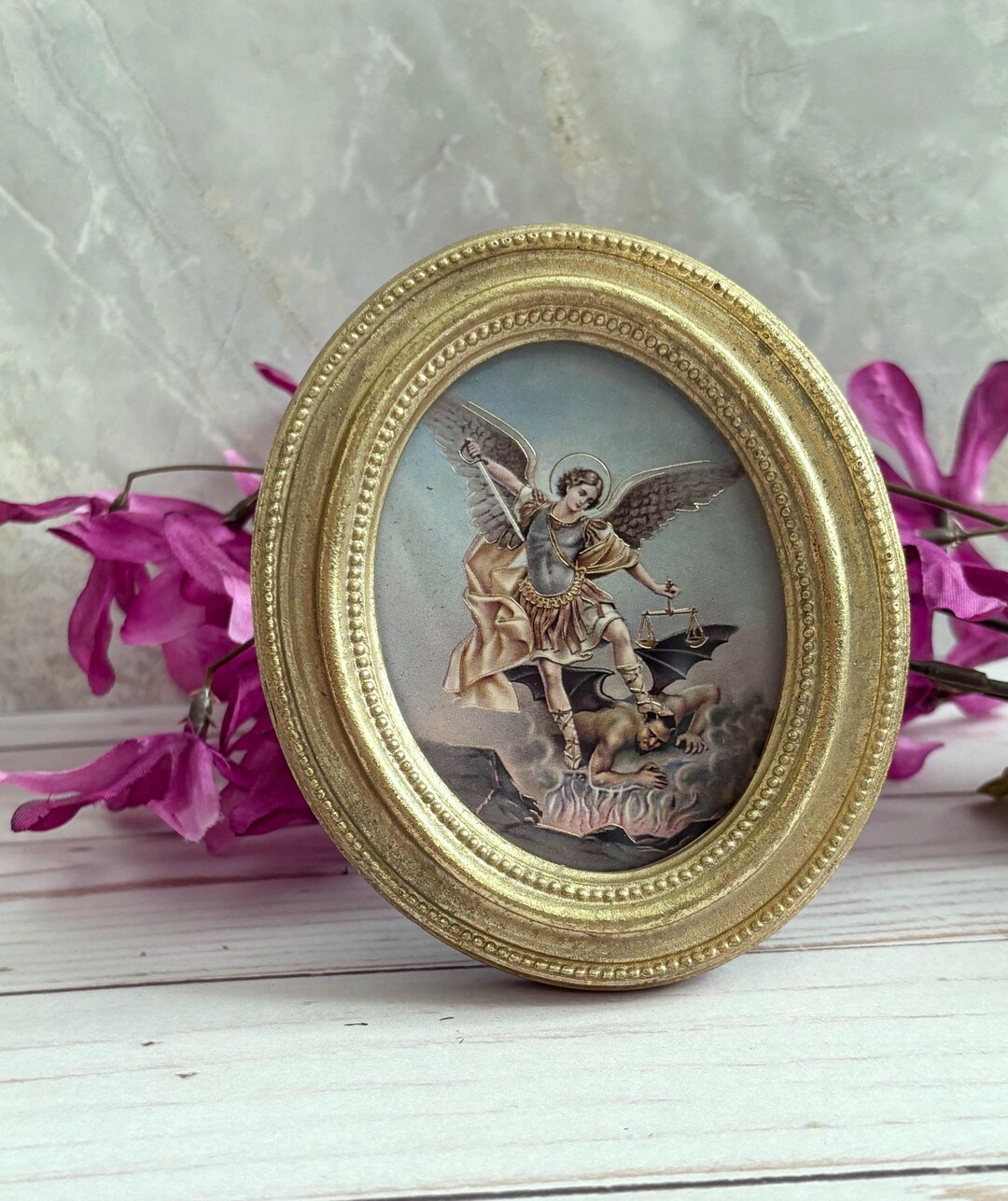 St Michael Catholic Print With Gold Leaf Oval Frame 3-1/2" X 4-1/2 ...