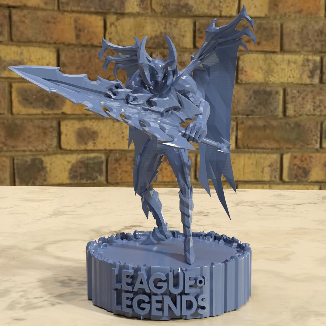 League of Legends Aatrox Figurine, 3D Printed LOL Statue, Custom Darkin ...