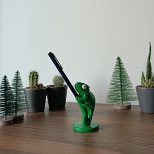 Frog Pen Holder Desk Accessory Office Desk Decorative Frog Pen Holder ...