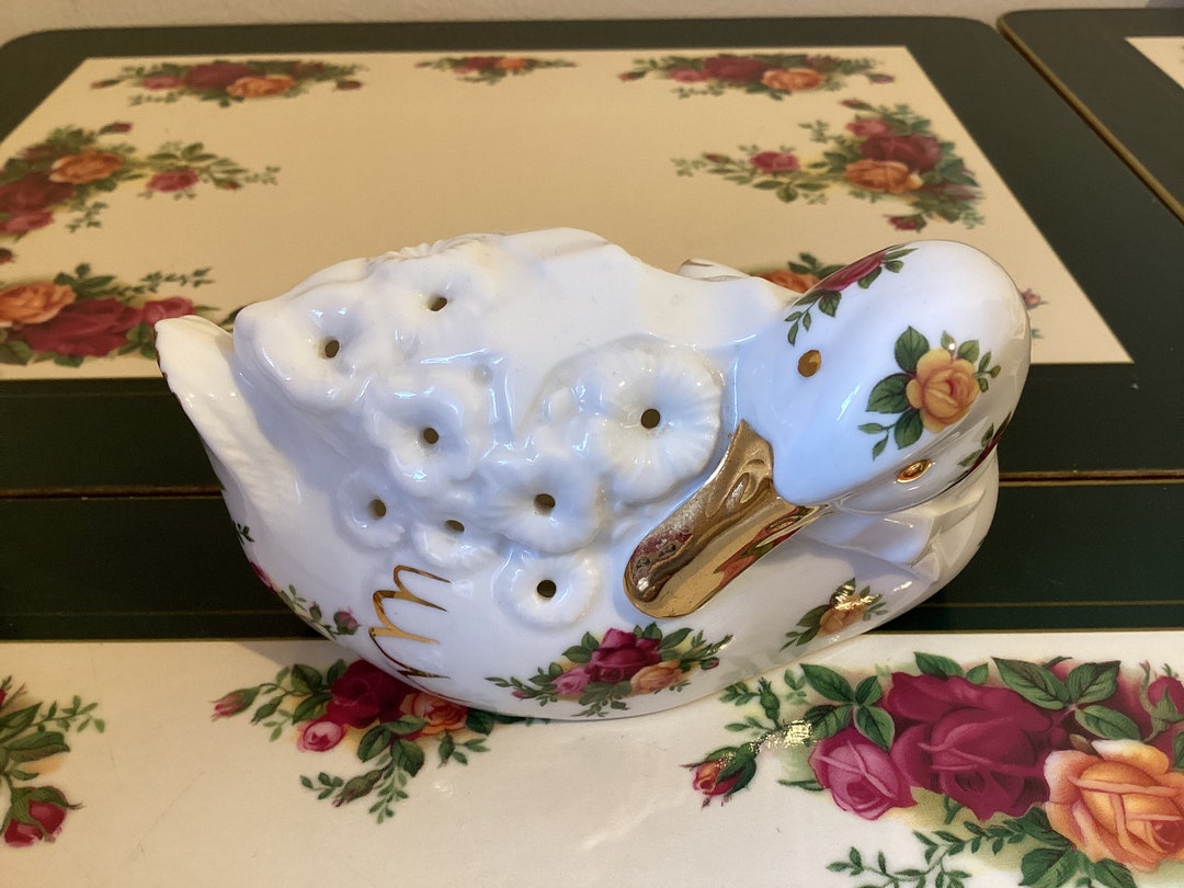 Royal Albert Old Country Roses Duck Pomander - Etsy