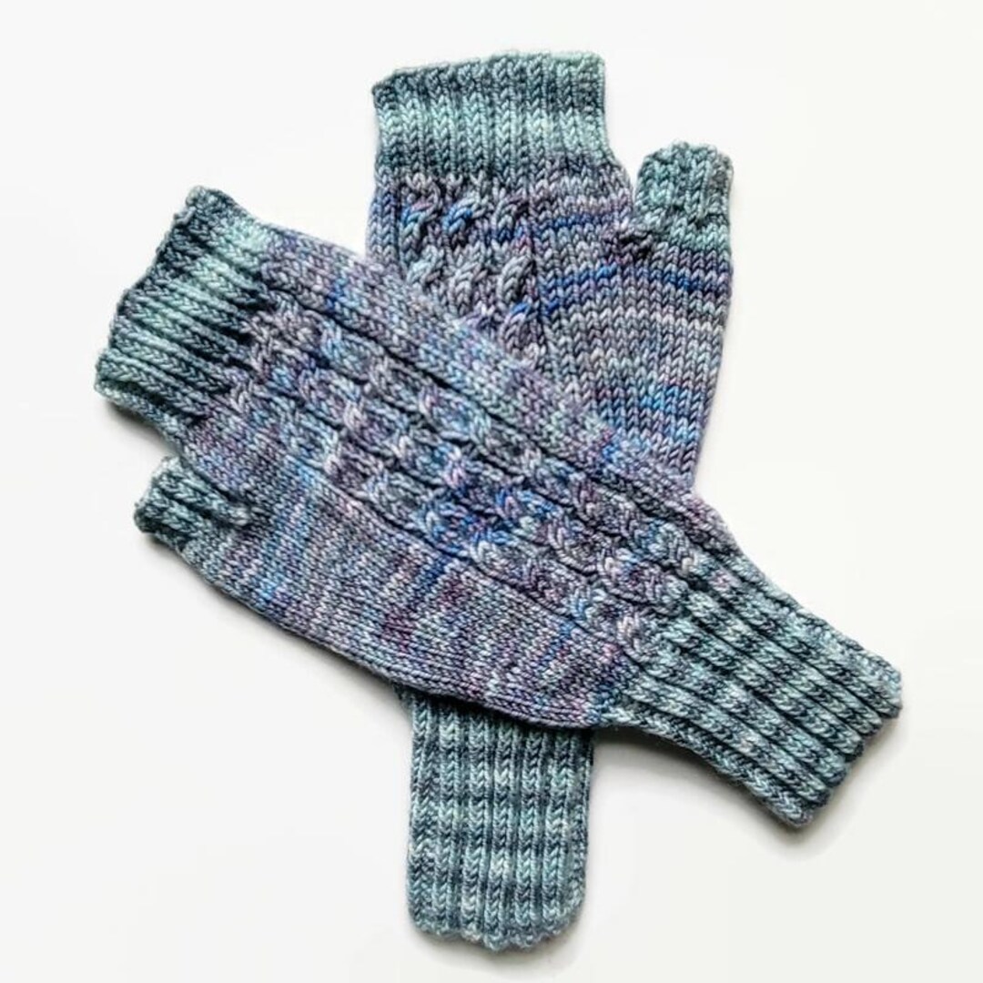 Blue and Gray Gloves, Fingerless Design, Cable Knit Driving Gloves ...