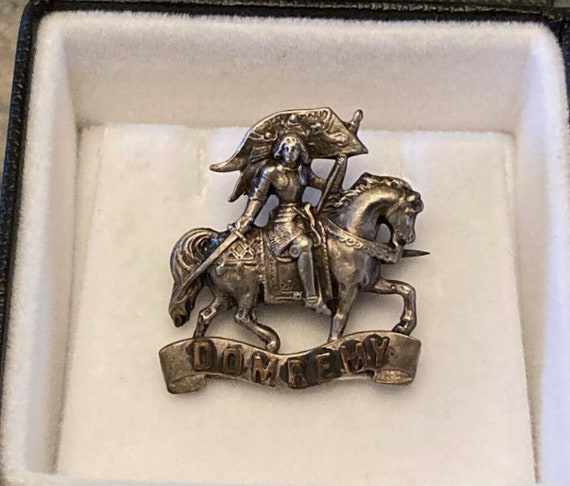 Rare Antique Joan of Arc Religious Brooch DOMREMY FRA… - Gem