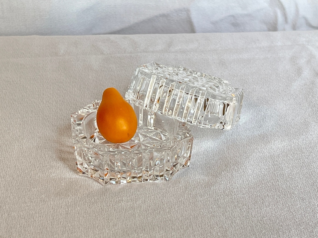 Vintage Lead Crystal Glass Trinket Box, Vintage Crystal Diamond Cut ...