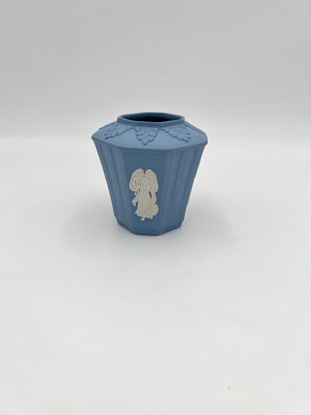 Vintage Wedgwood Jasper Neoclassical Blue Vase, Wedgwood Jasper Blue ...