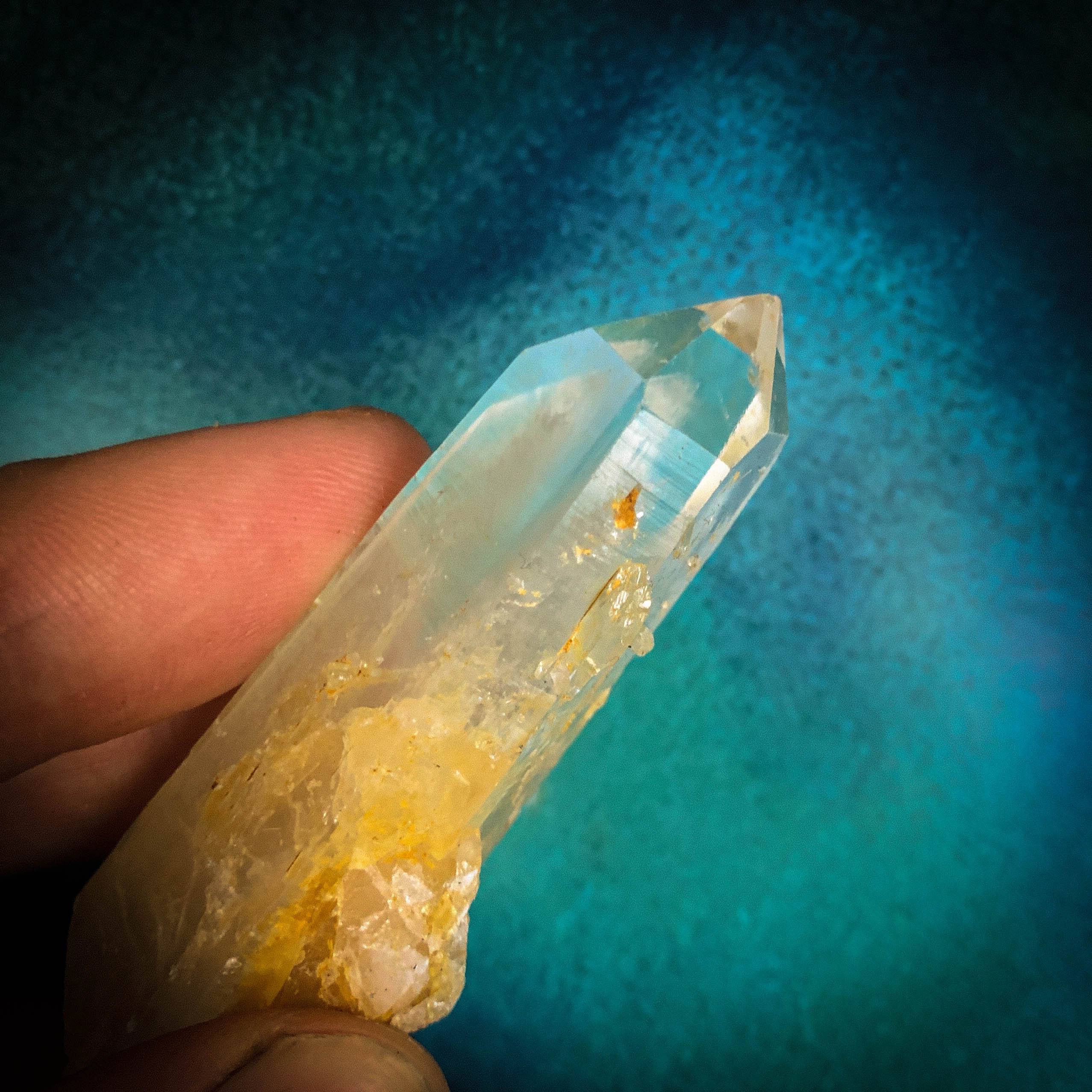 Columbian Lemurian Light Blue Mist Quartz Crystal Point (41g) - Etsy