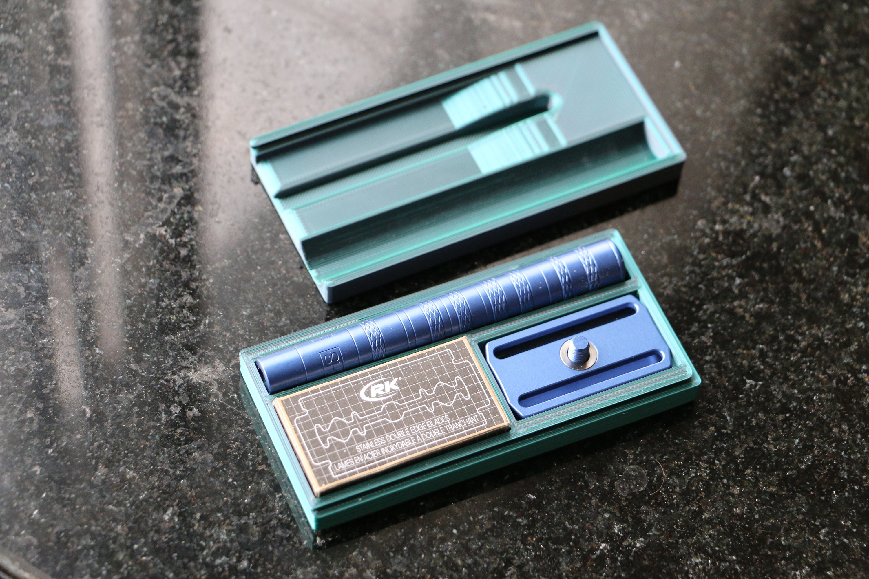 Henson Razor Travel Case Storage Box - Etsy Canada