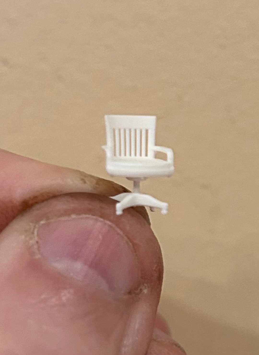 3D Resin Printed HO Scale 1:87 Wood Slat Swivel Desk Chair. Can Be Made ...