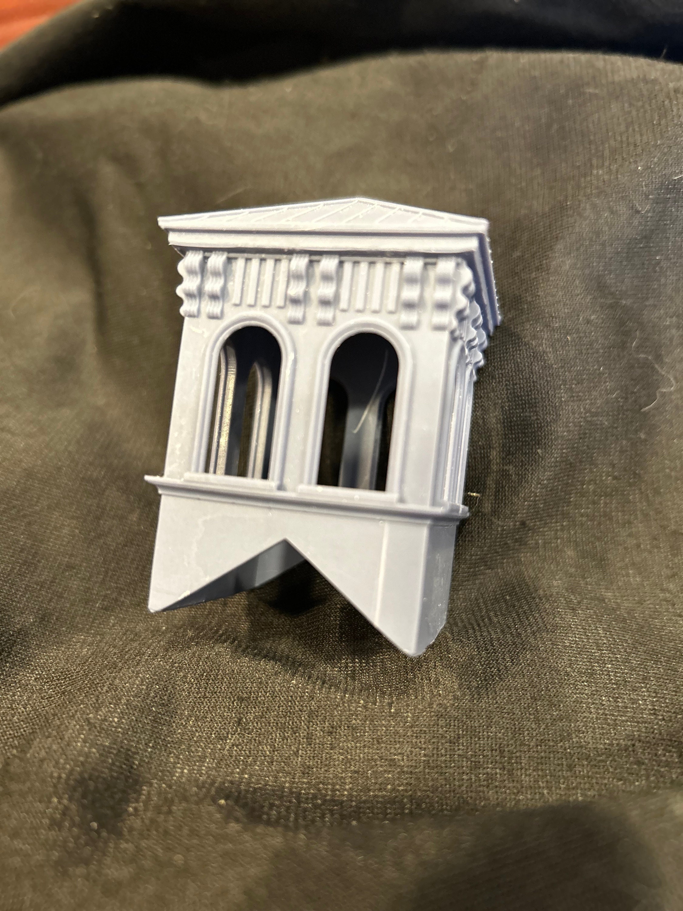 3D Resin Printed HO Scale 1:87 Victorian Style Wide Windows Unpainted ...