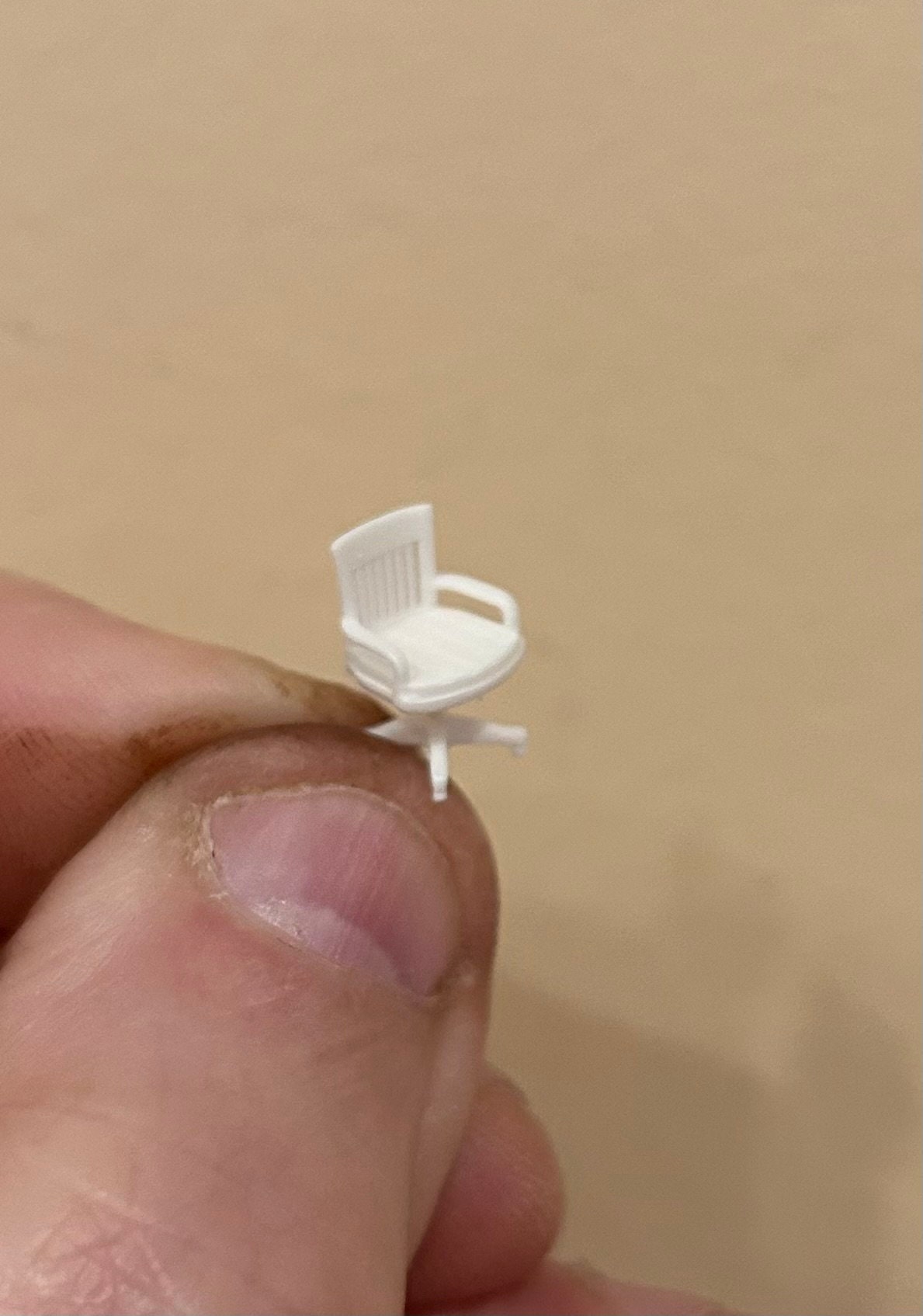 3D Resin Printed HO Scale 1:87 Wood Slat Swivel Desk Chair. Can Be Made ...