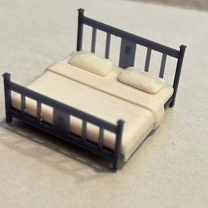 3D Resin Printed HO Scale 1:87 Queen Size Bed Frame, Mattress With ...