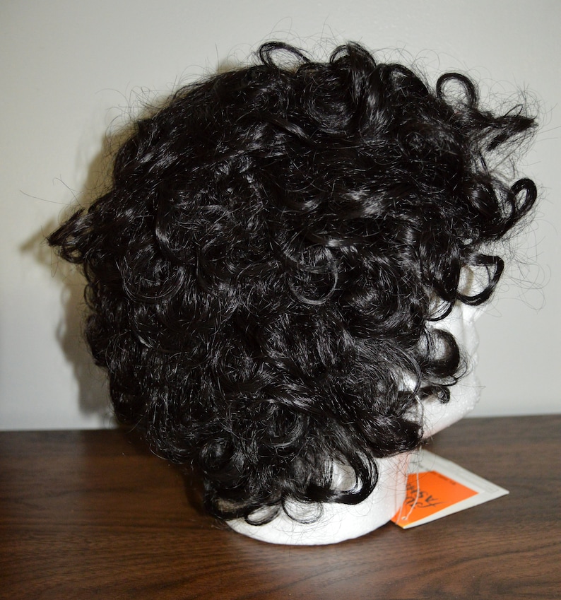 VINTAGE JUNEE FASHION Black Curly 100% Kane Kalon Modacrylic Fiber Wig ...