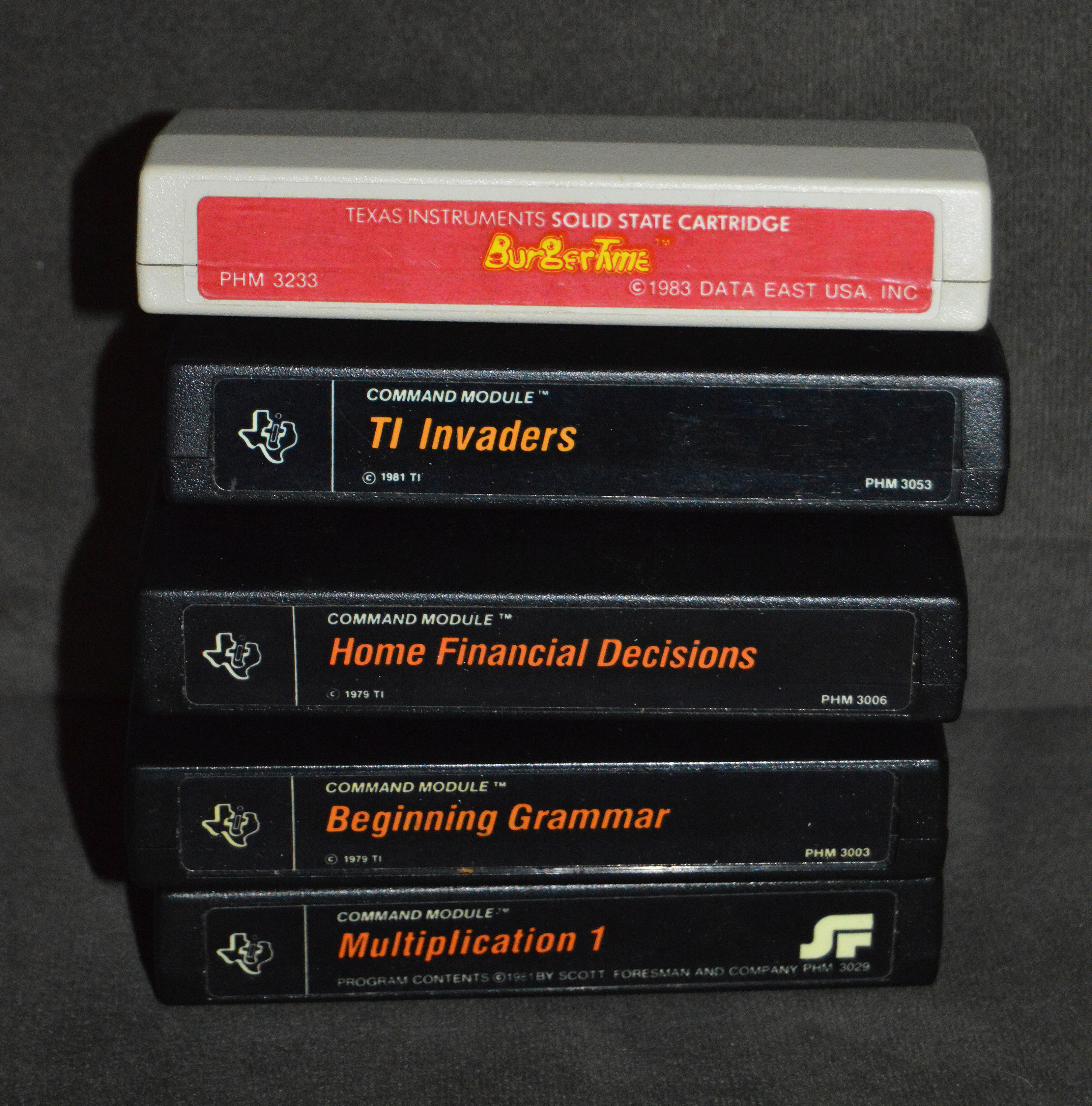 Vintage Texas Instruments Ti 99 4a Home Computer And 5 Games Cartridges