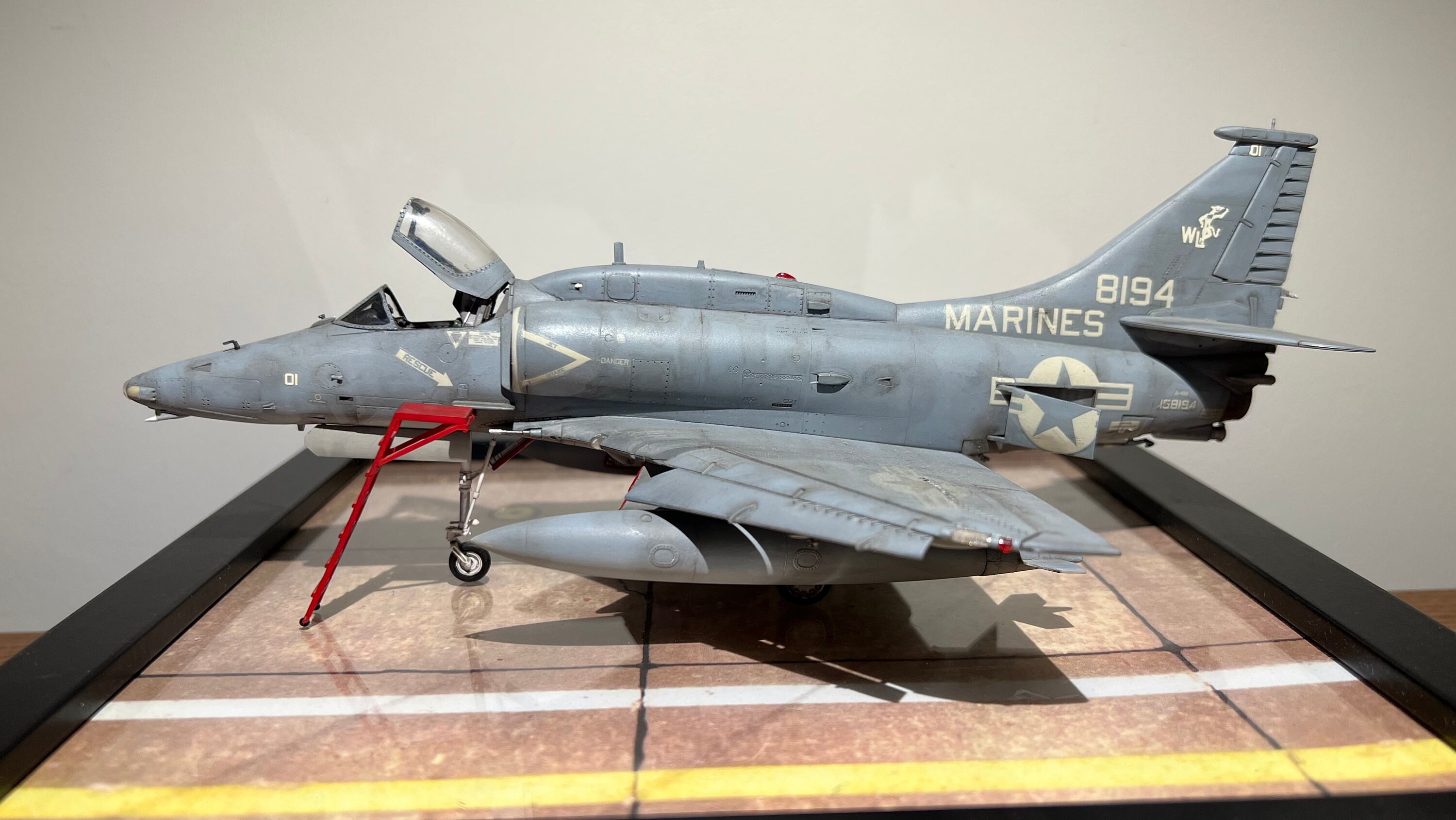 Usmc A 4m Skyhawk Ii Marines Vma 311 Tomcats 1 48 Pro Built Museum