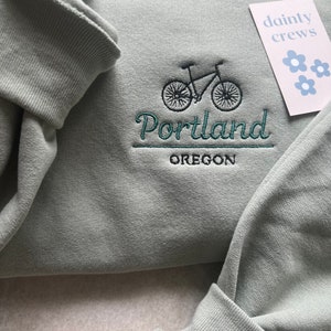 Portland Oregon Vintage Embroidered Crewneck Sweatshirt, Portland ...