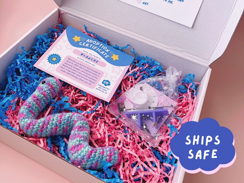 Crochet Worm With Accessories, Bendable Worm Plush With Add Ons and ...