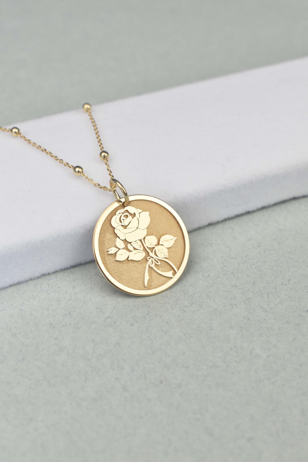 14K Gold Rose Disc Necklace: Engraved Flower Pendant - Etsy