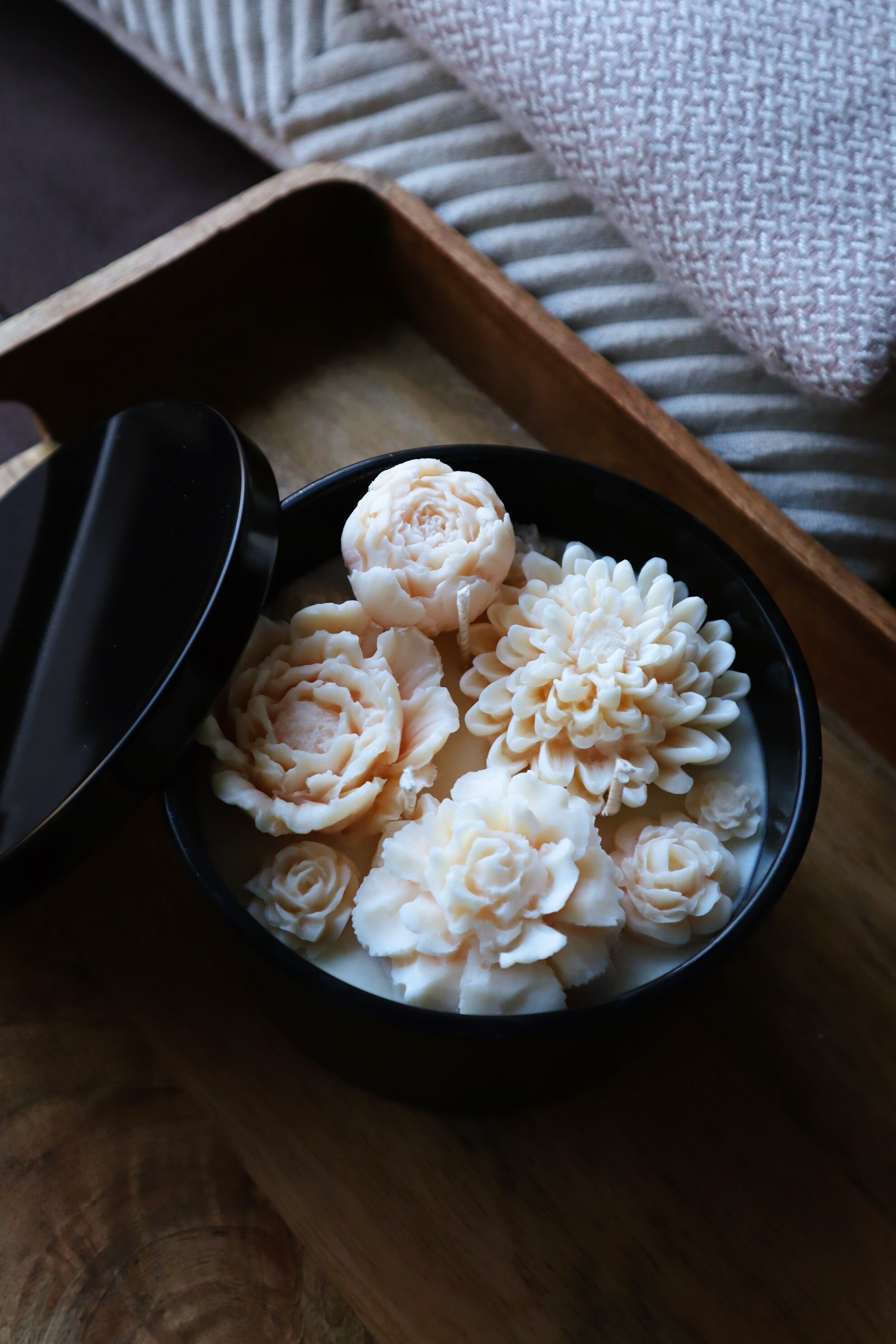 22 Oz Big Flower Blossom Candle, 3 Wicks Soy Wax Candle in Jar With ...