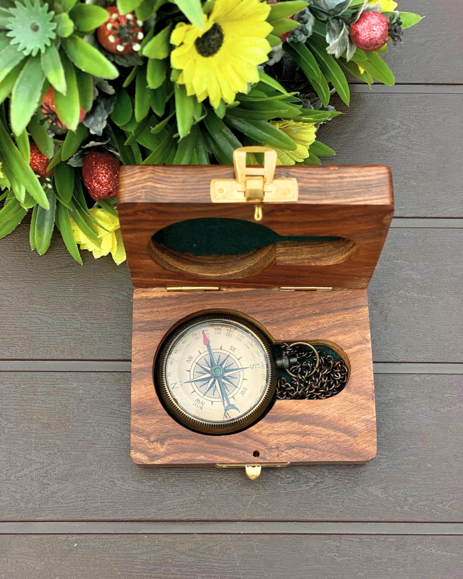 Personalized Working Locket Compass, With Wooden Box, Engraved Compass ...