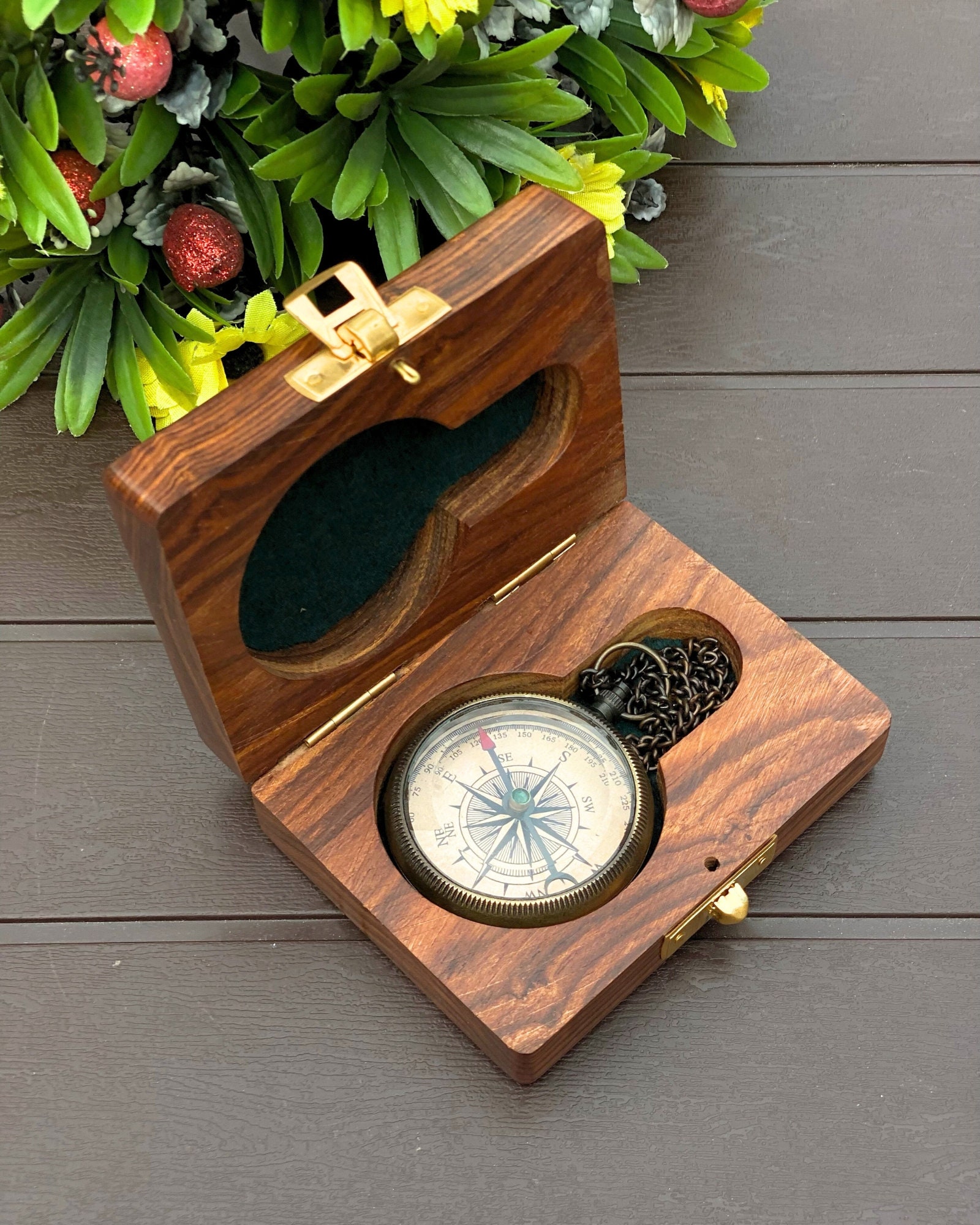 Personalized Working Locket Compass, With Wooden Box, Engraved Compass ...